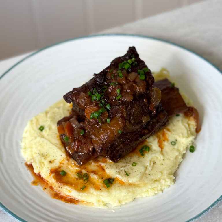 Easy Braised Short Ribs Recipe - Maja's Recipes