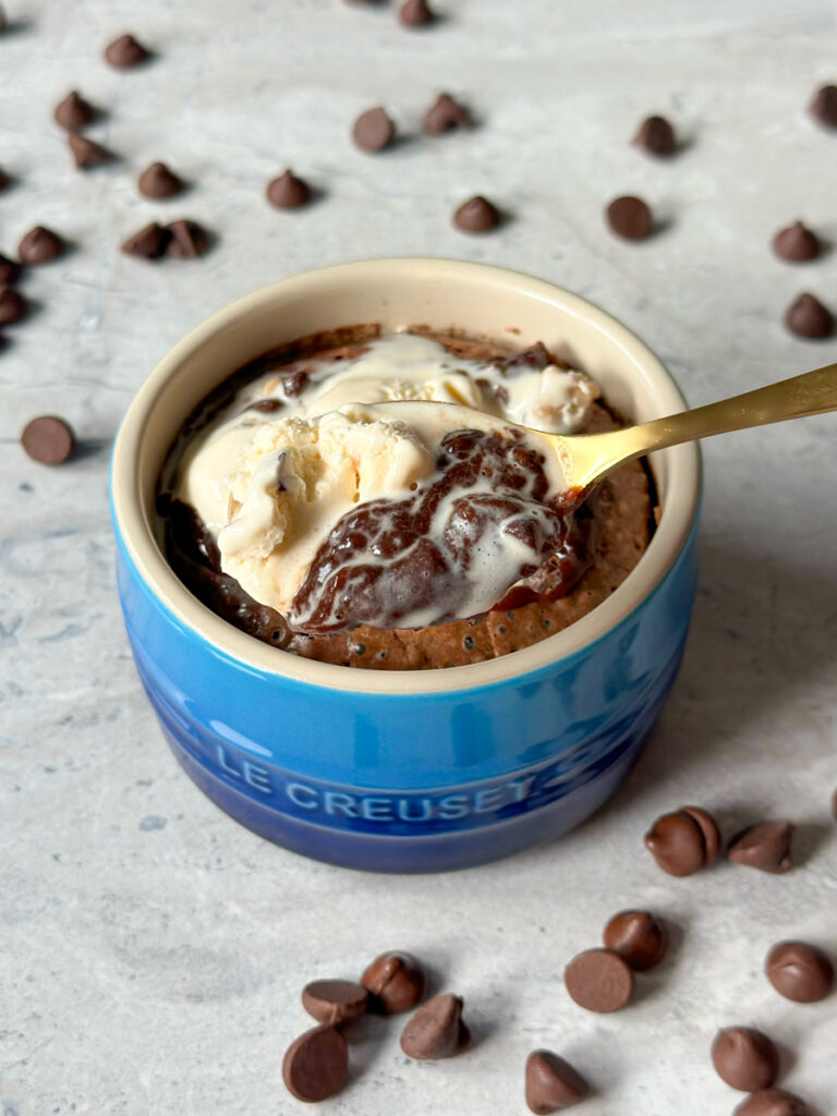 Single Serving Molten Lava Cake Recipe (Easy) - Maja's Recipes