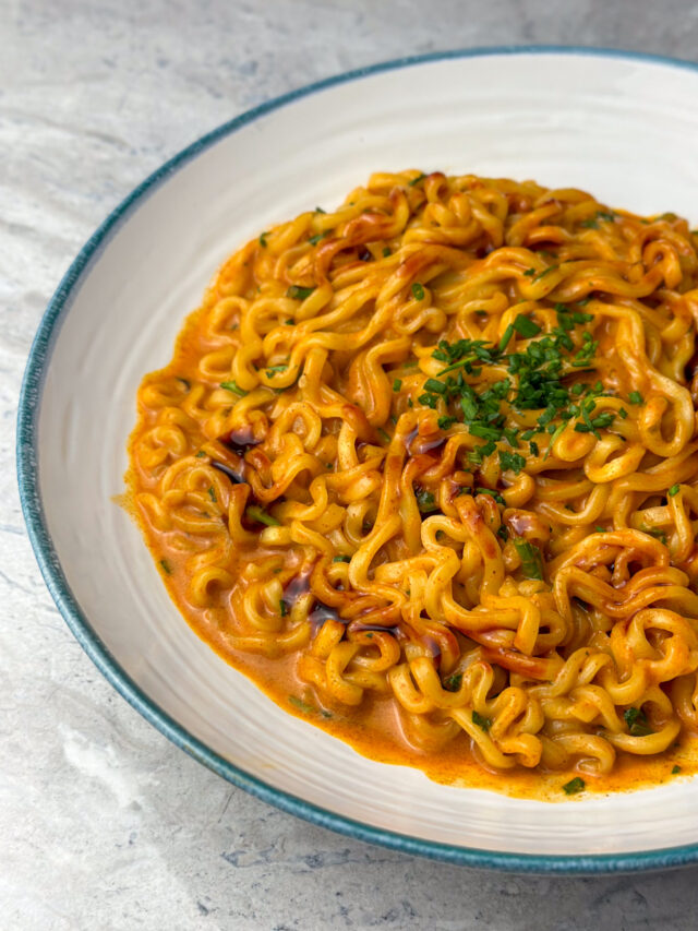 Easy Buldak Ramen Recipe - Maja's Recipes