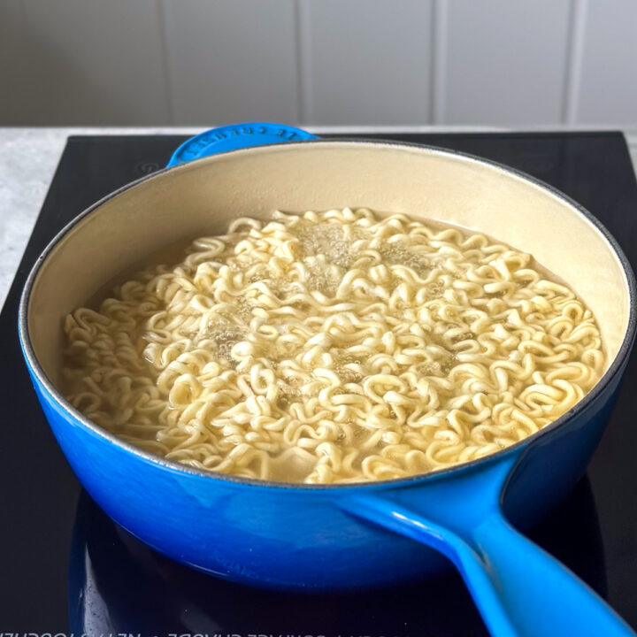 Easy Buldak Ramen Recipe - Maja's Recipes
