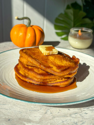 Pumpkin Pie Spice Pancakes - Maja's Recipes