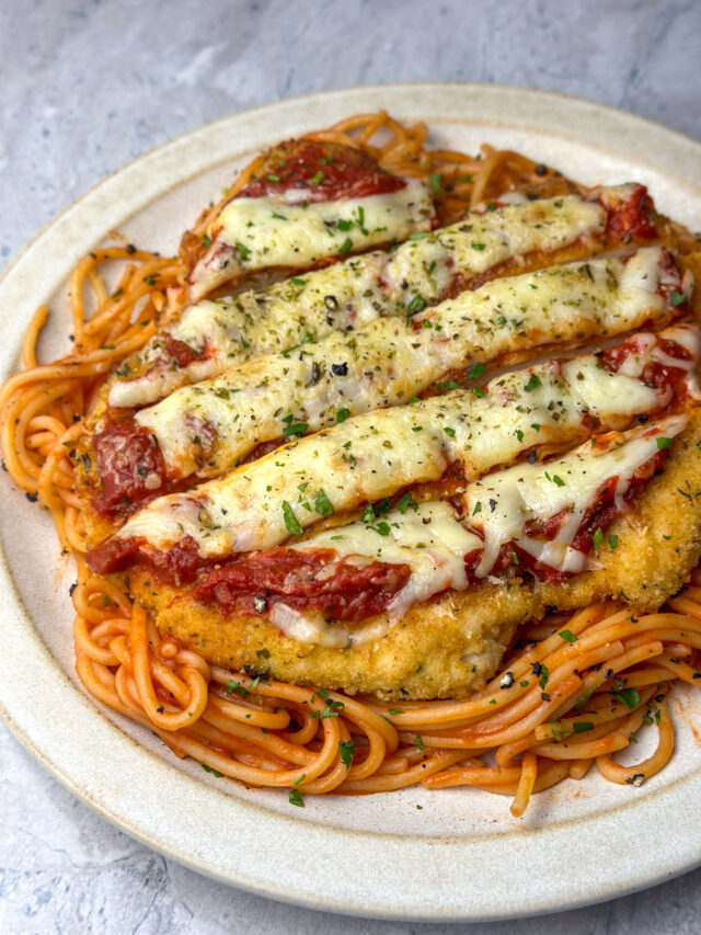 Easy & Cheesy Chicken Parm Recipe - Maja's Recipes