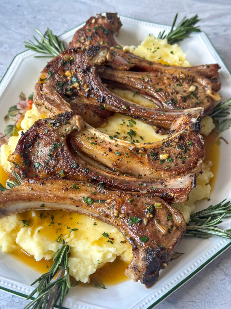 The Best Lamb Chop Recipe (with garlic and rosemary) - Maja's Recipes