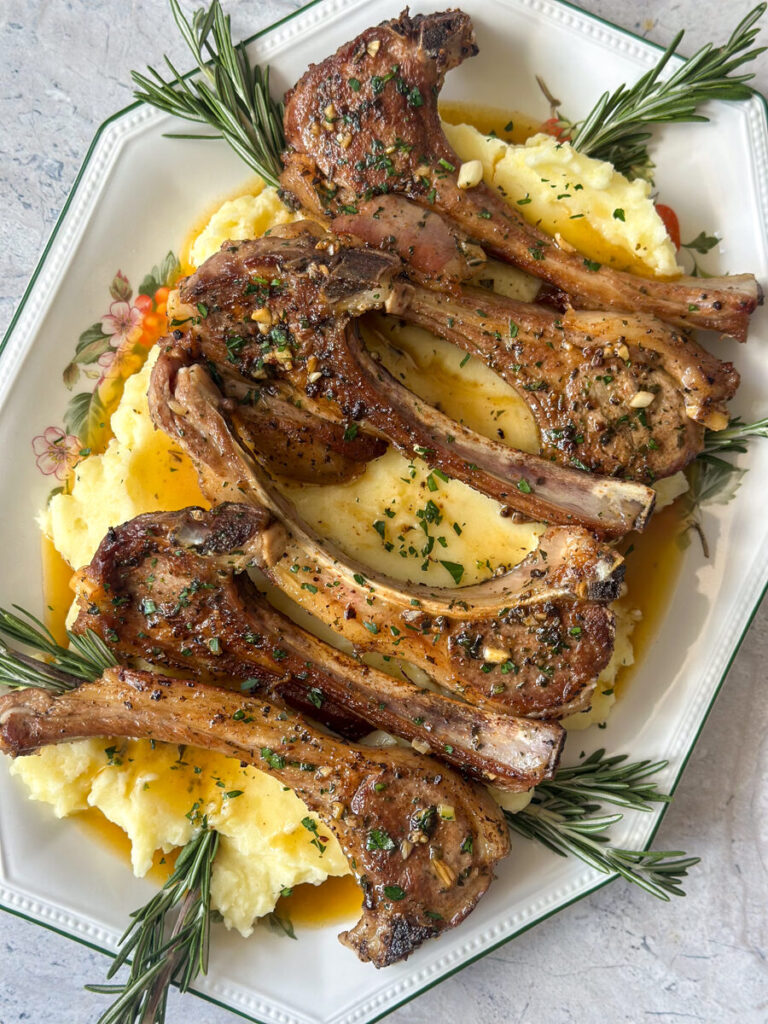 The Best Lamb Chop Recipe (with garlic and rosemary) - Maja's Recipes