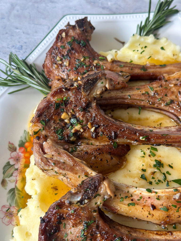 The Best Lamb Chop Recipe (with garlic and rosemary) - Maja's Recipes