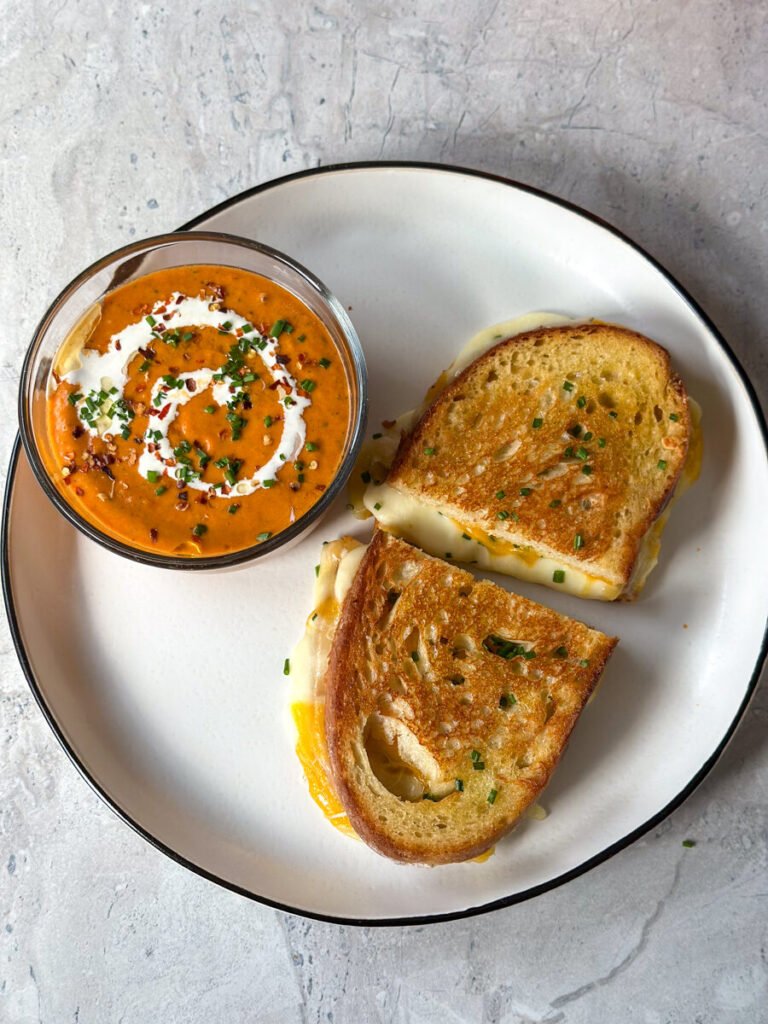 Easy Tomato Soup and Grilled Cheese Sandwich (Creamy) - Maja's Recipes