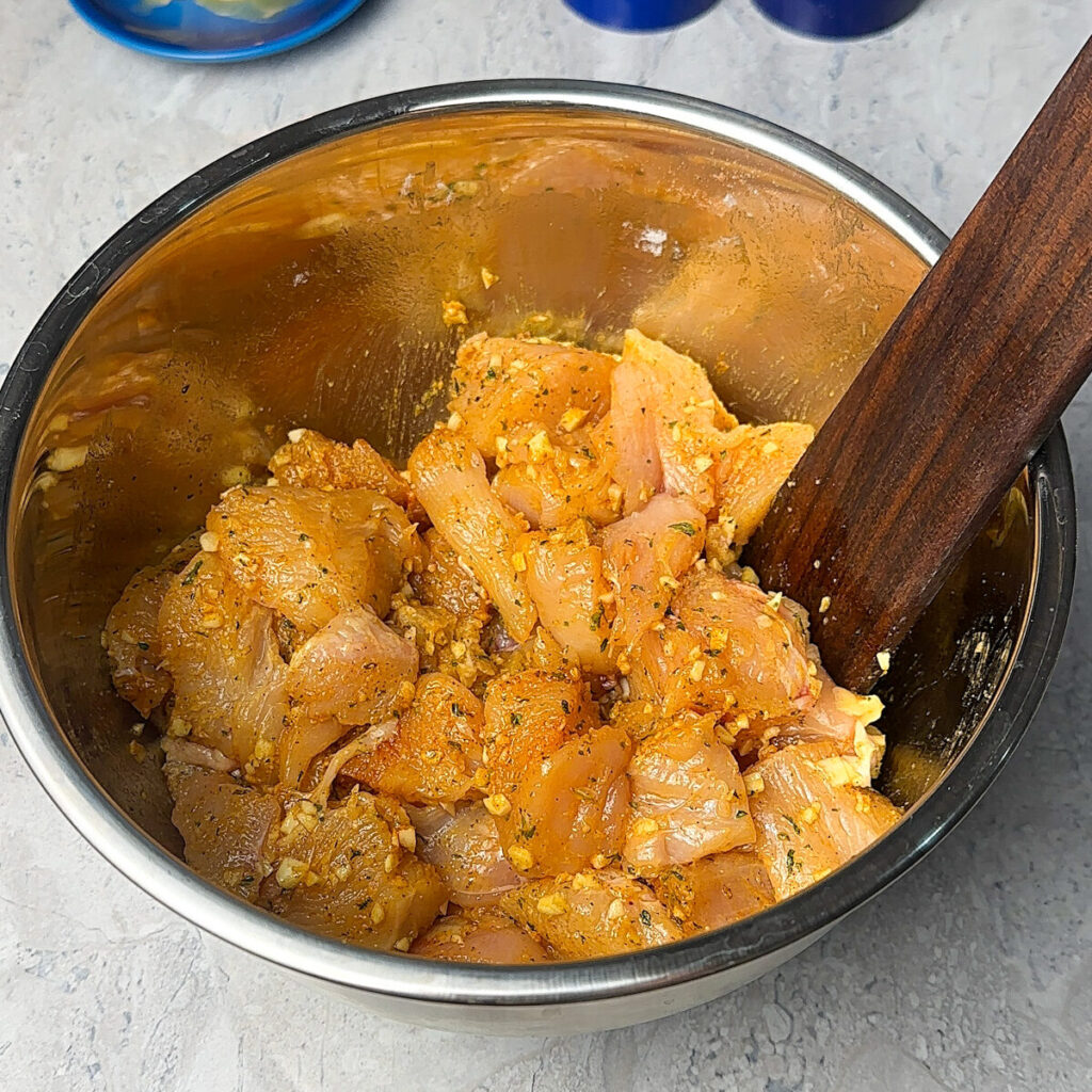 10-Minute Honey Garlic Chicken Bites Recipe - Maja's Recipes