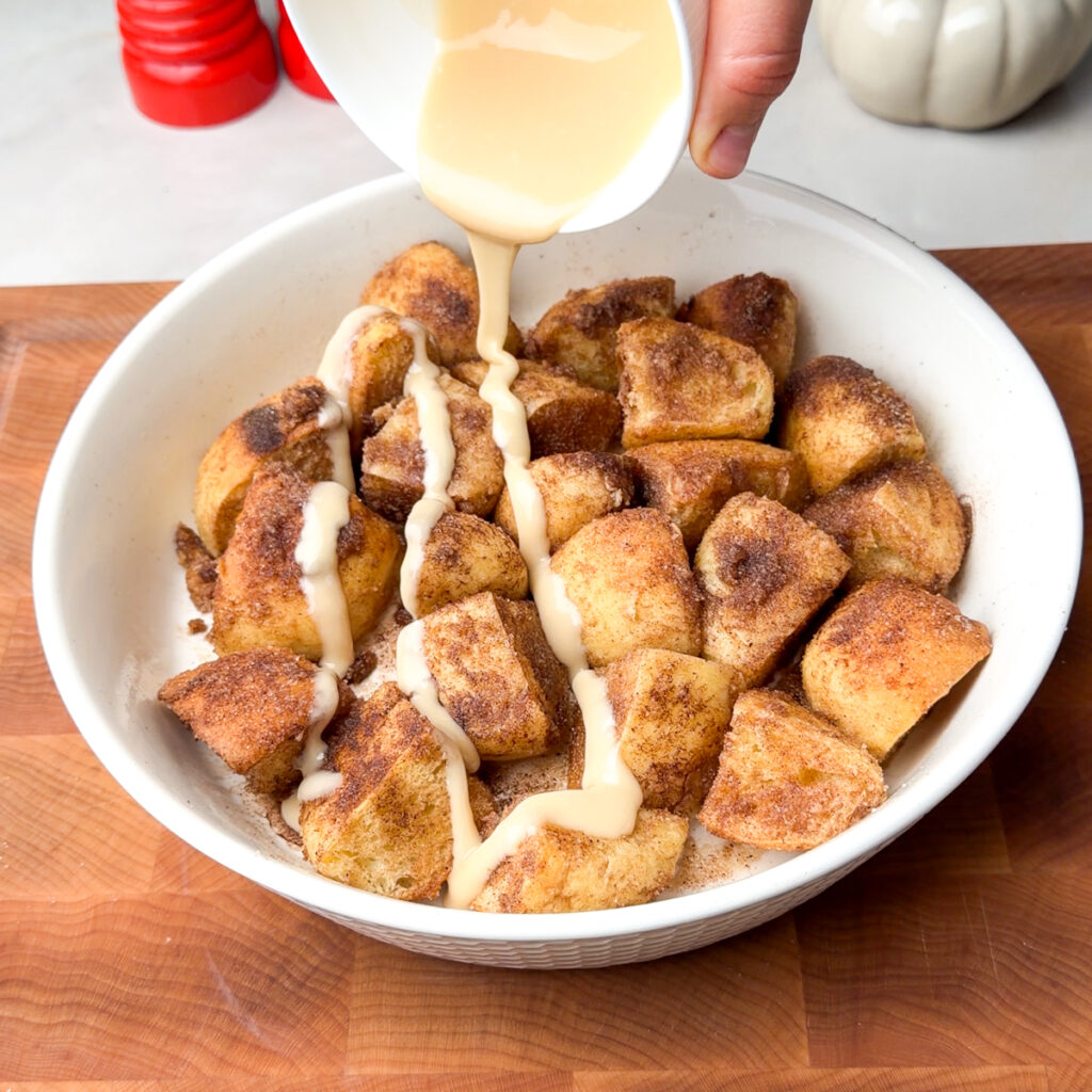 Easy Cinnamon Roll Bites (15-Minute Recipe!) - Maja's Recipes